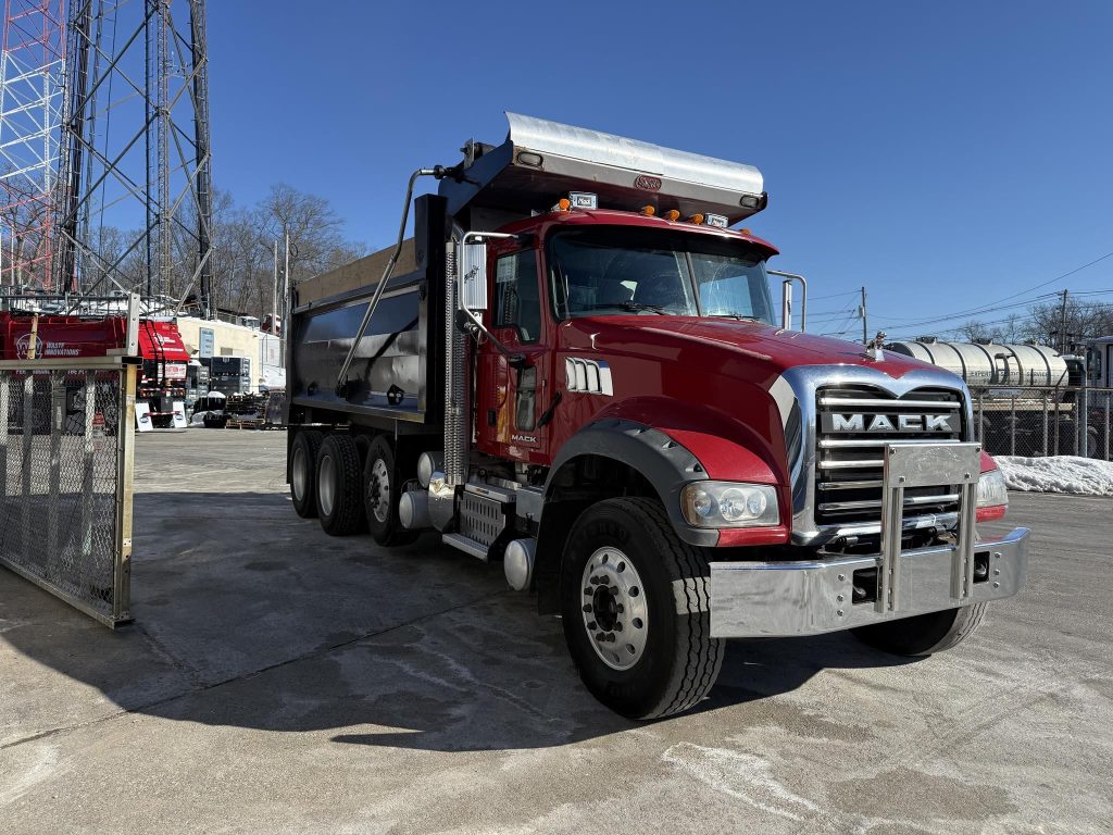 2016 MACK GRANITE GU713 - Ballard