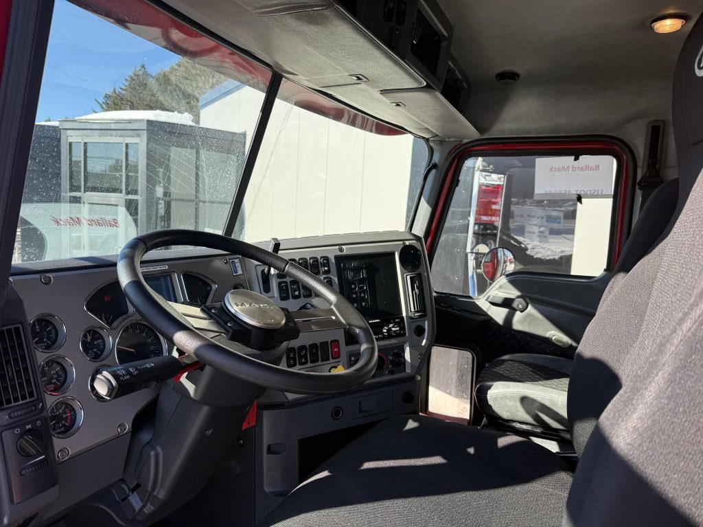 2016 MACK GRANITE GU713 - Ballard Truck Centers